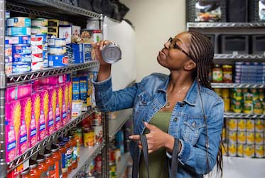 Kennesaw State CARE Services opens walk-in food pantry - News