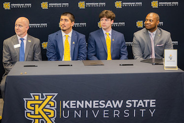Students establish endowed scholarships at Kennesaw State - News